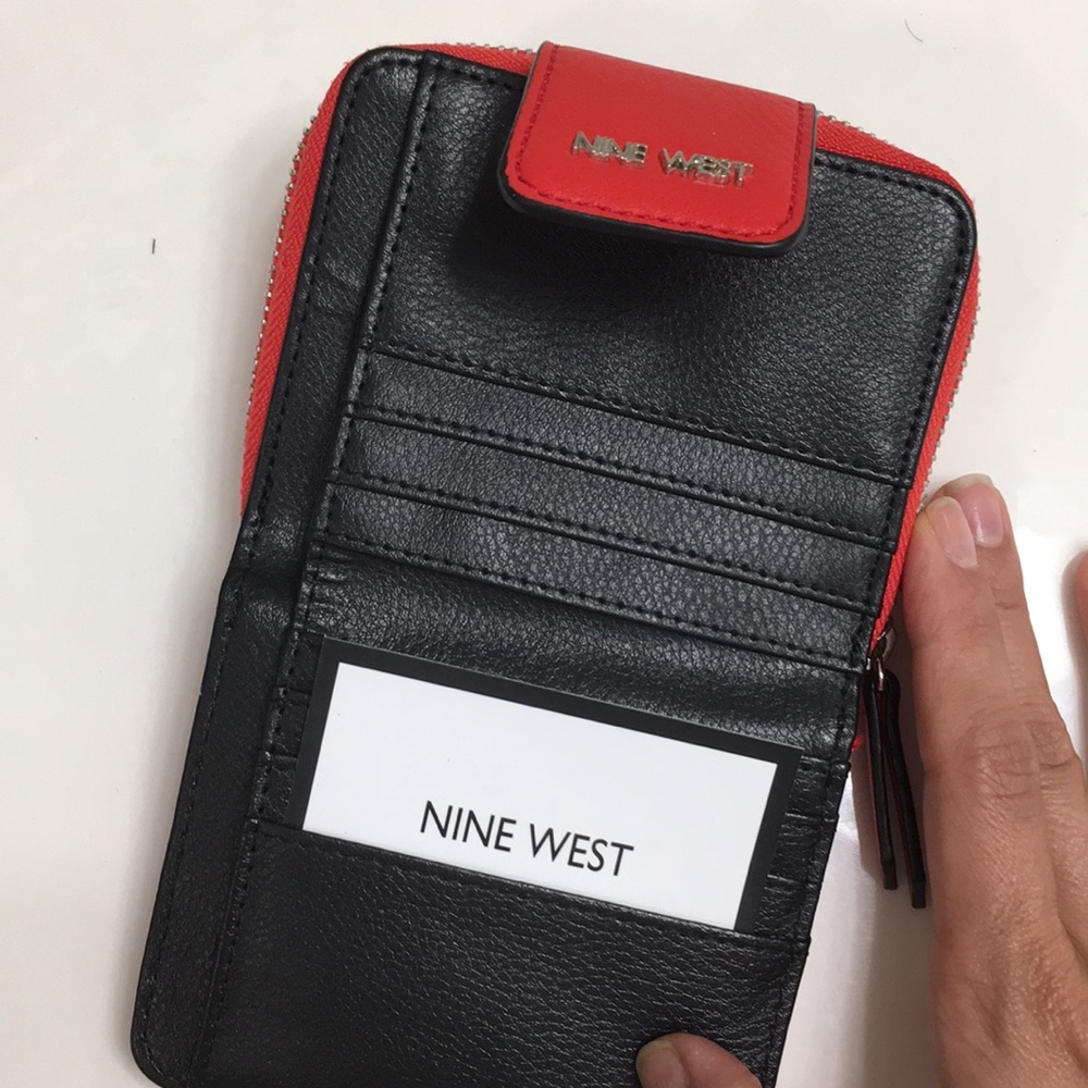 Nine West Wallet. - Gem